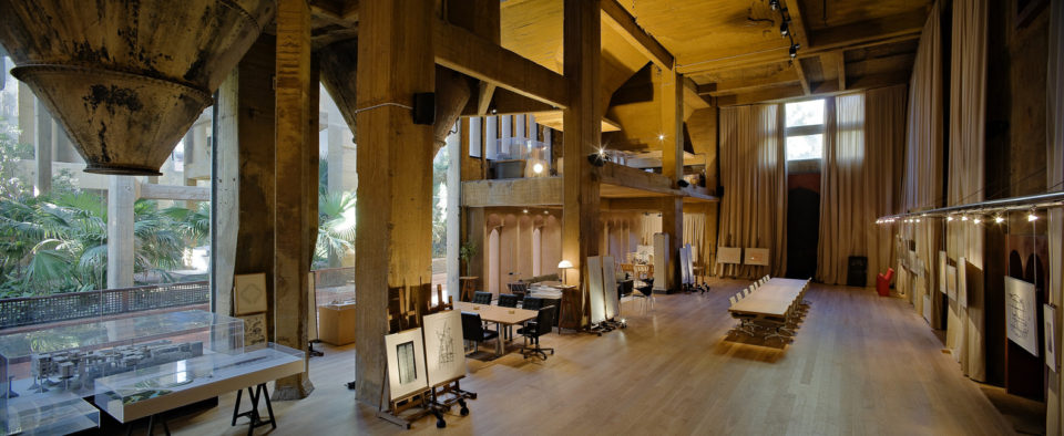 Former Factories Transformed: Creative Reuse of Industrial Structures ...